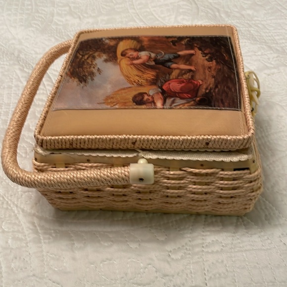 Singer | Other | Vintage Singer Woven Wicker Sewing Basket Or Hinged ...
